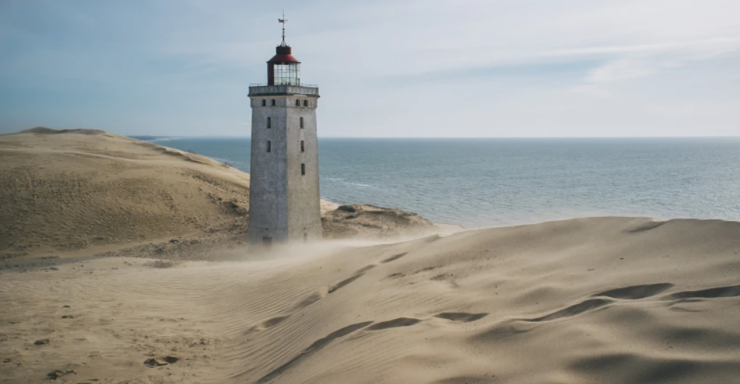 15 Amazing, Deserted Locations Around the World - Buzzer