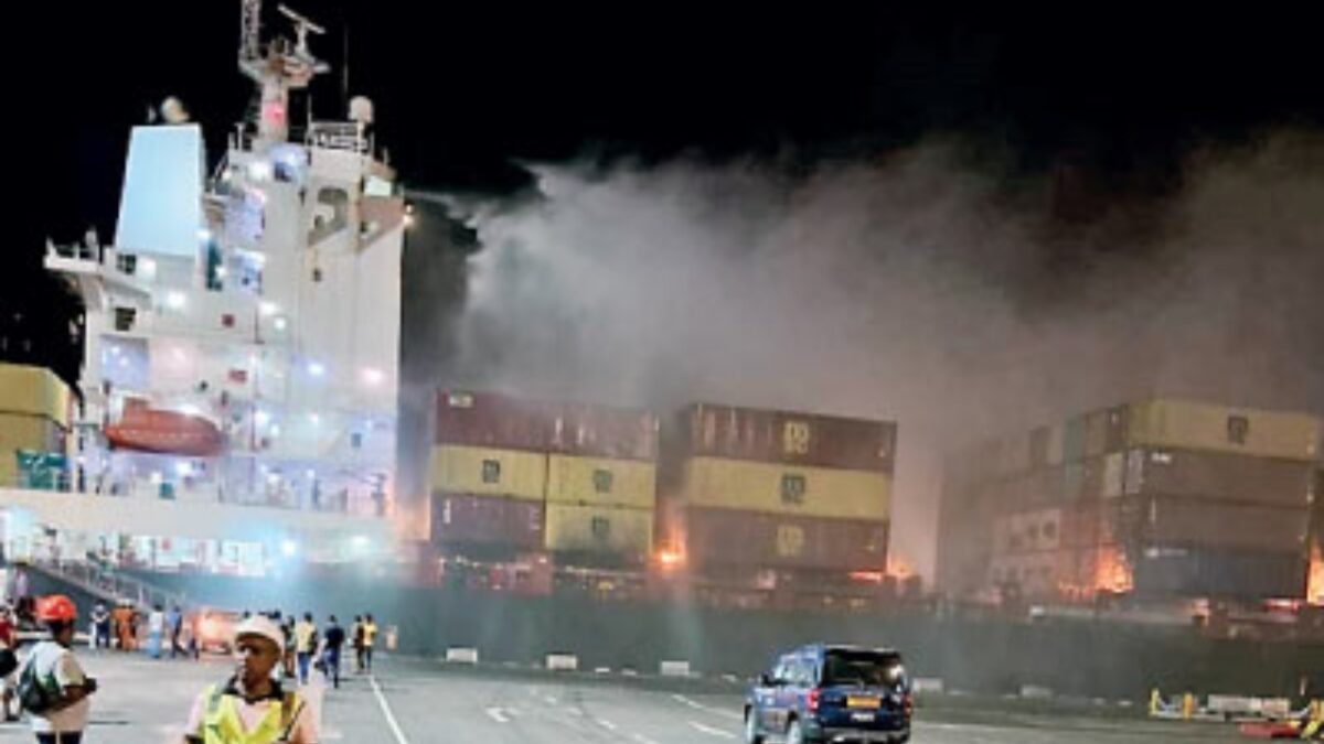 Fire incident at Colombo Port : Update from Ports Authority - Buzzer